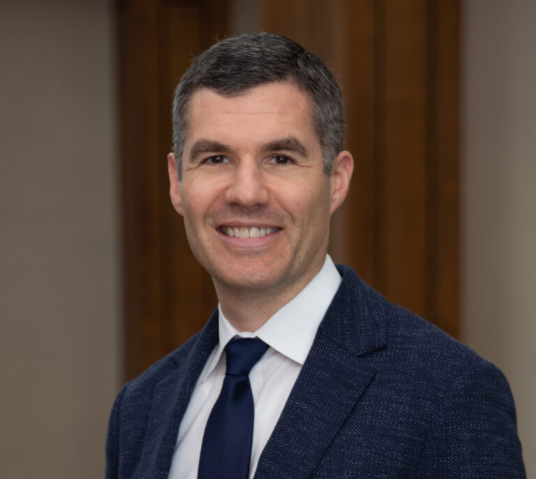 Meet Dr. Wesley Lackey: Midwest Center for Joint Replacement